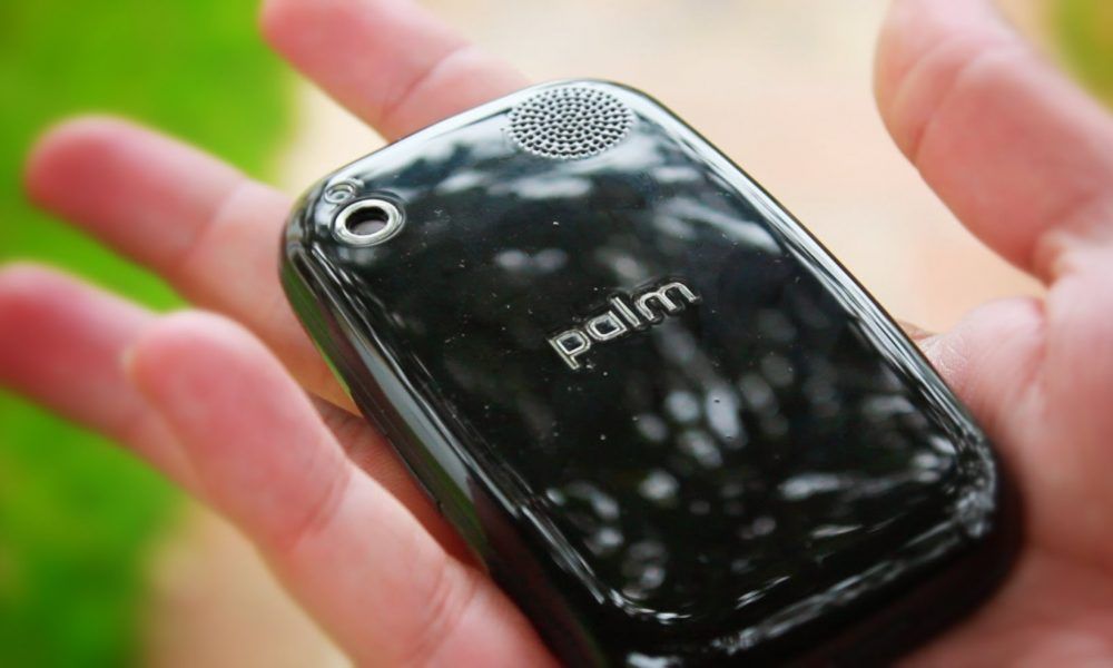ชุบชีวิต.. TCL เตรียมนำ Palm กลับมาในช่วงต้นปี 2018 | DroidSans