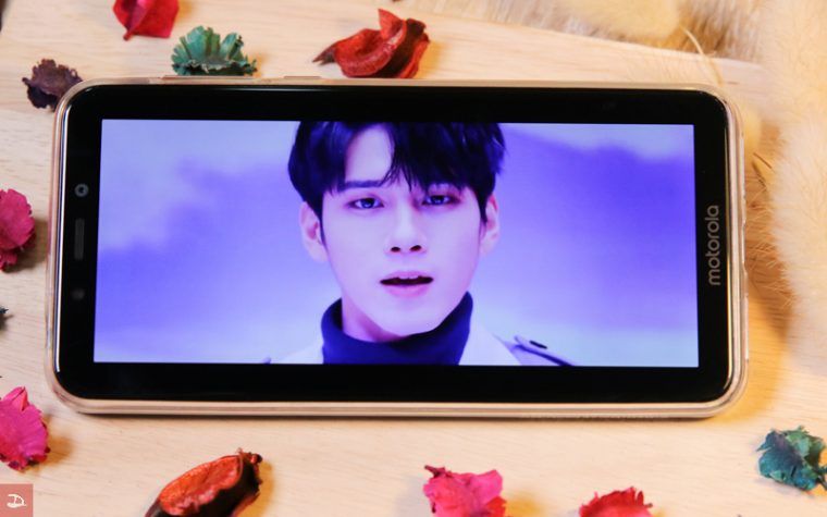 Review l รีวิว Motorola One กับประสบการณ์ใช้งาน Android One ครั้งแรกของ ...