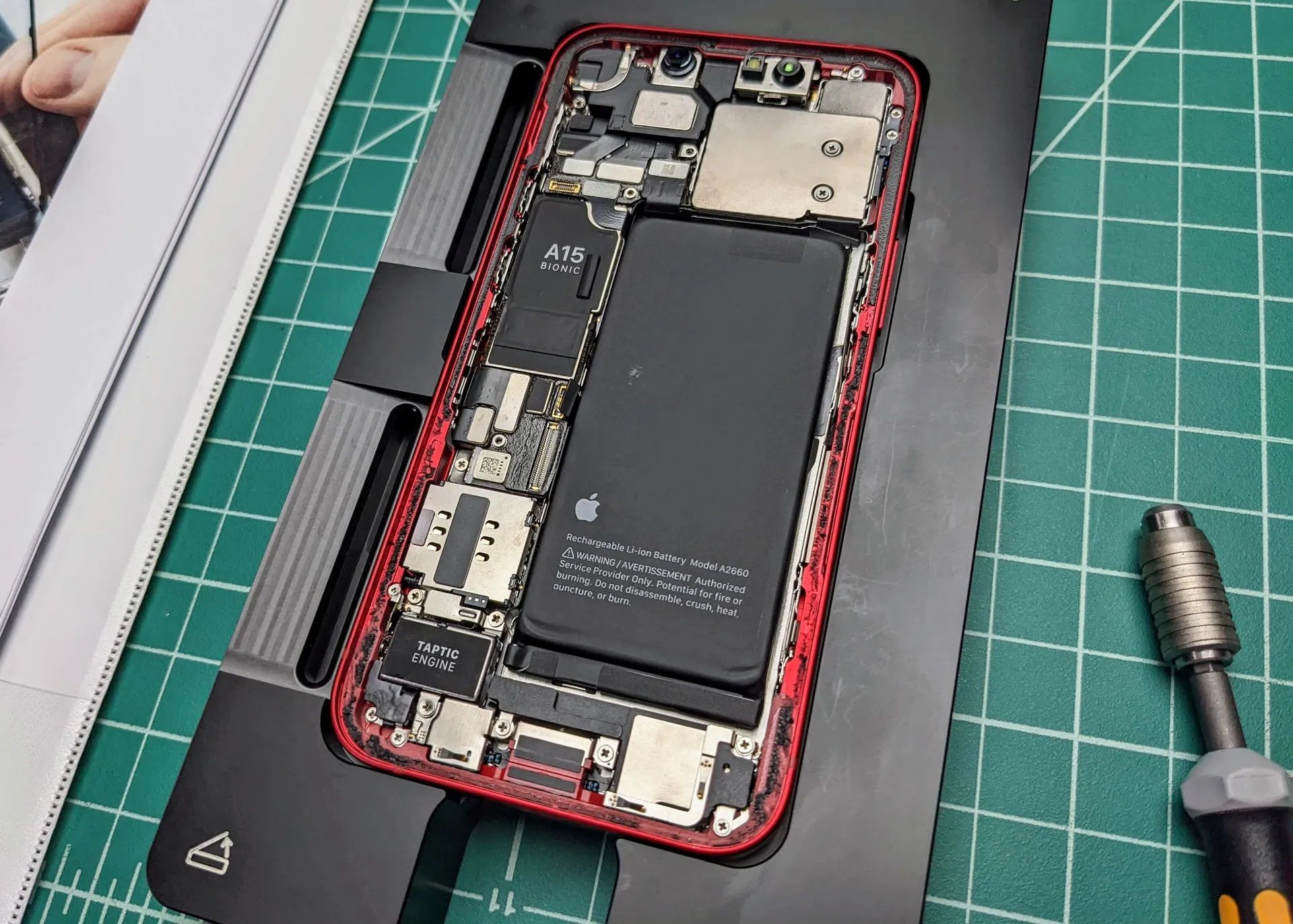 เข้าศูนย์เถอะ...Apple Self Service Repair ส่งเครื่องมือ DIY ให้ลูกค้า ...