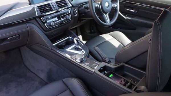 ผู้ใช้รายงาน iPhone 15 ชิป NFC พังเสียหาย หลังชาร์จไร้สายบนรถ BMW ต้อง ...