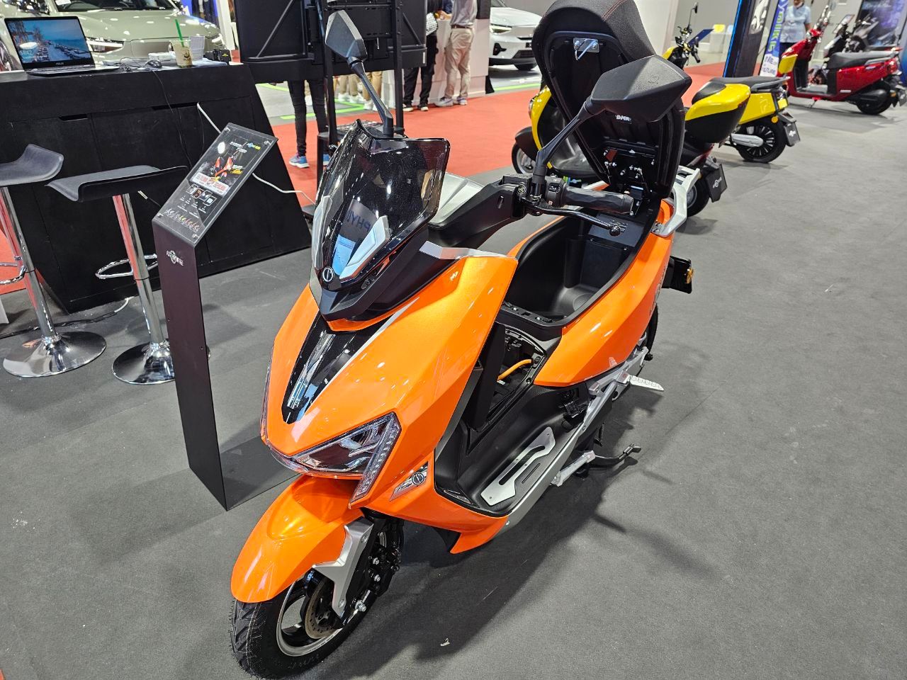 โปรโมชั่น มอเตอร์ไซค์ไฟฟ้า จักรยานไฟฟ้า และสกูตเตอร์ไฟฟ้า Bangkok EV Expo 2023 | DroidSans