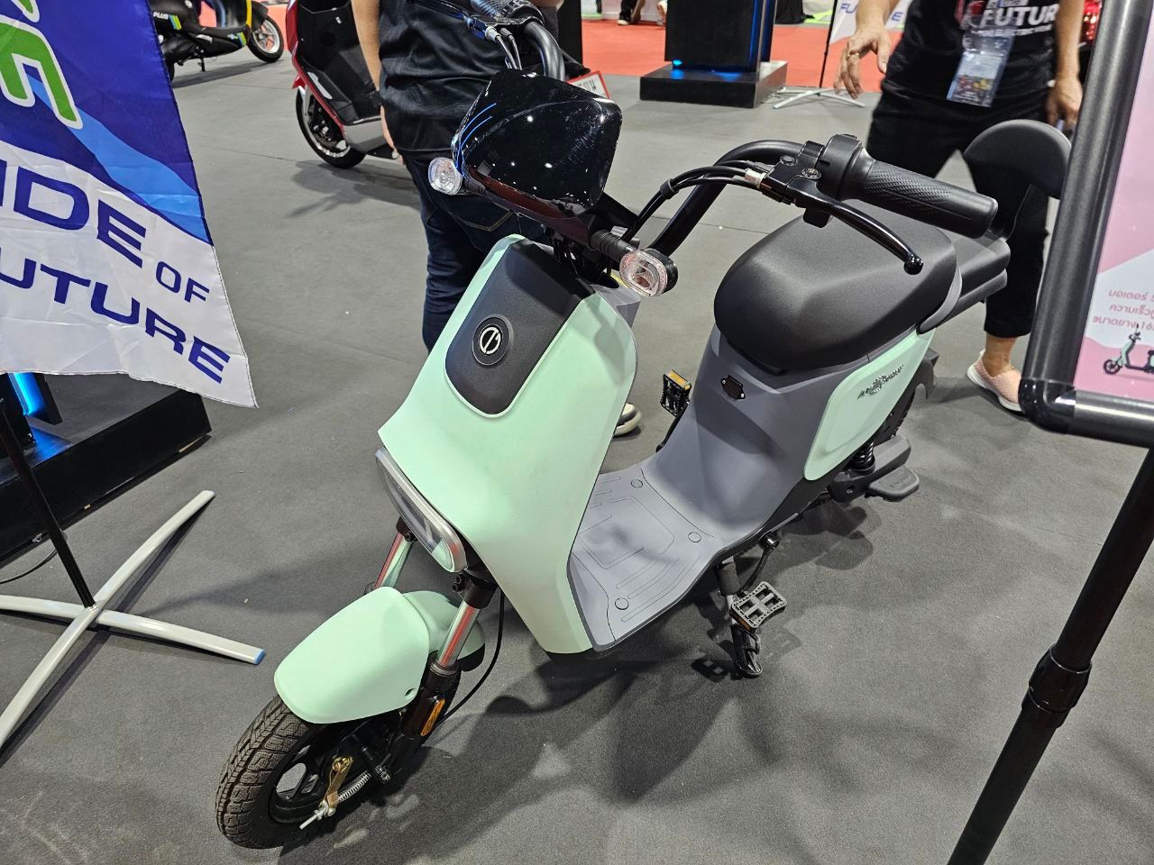 โปรโมชั่น มอเตอร์ไซค์ไฟฟ้า จักรยานไฟฟ้า และสกูตเตอร์ไฟฟ้า Bangkok EV Expo 2023 | DroidSans