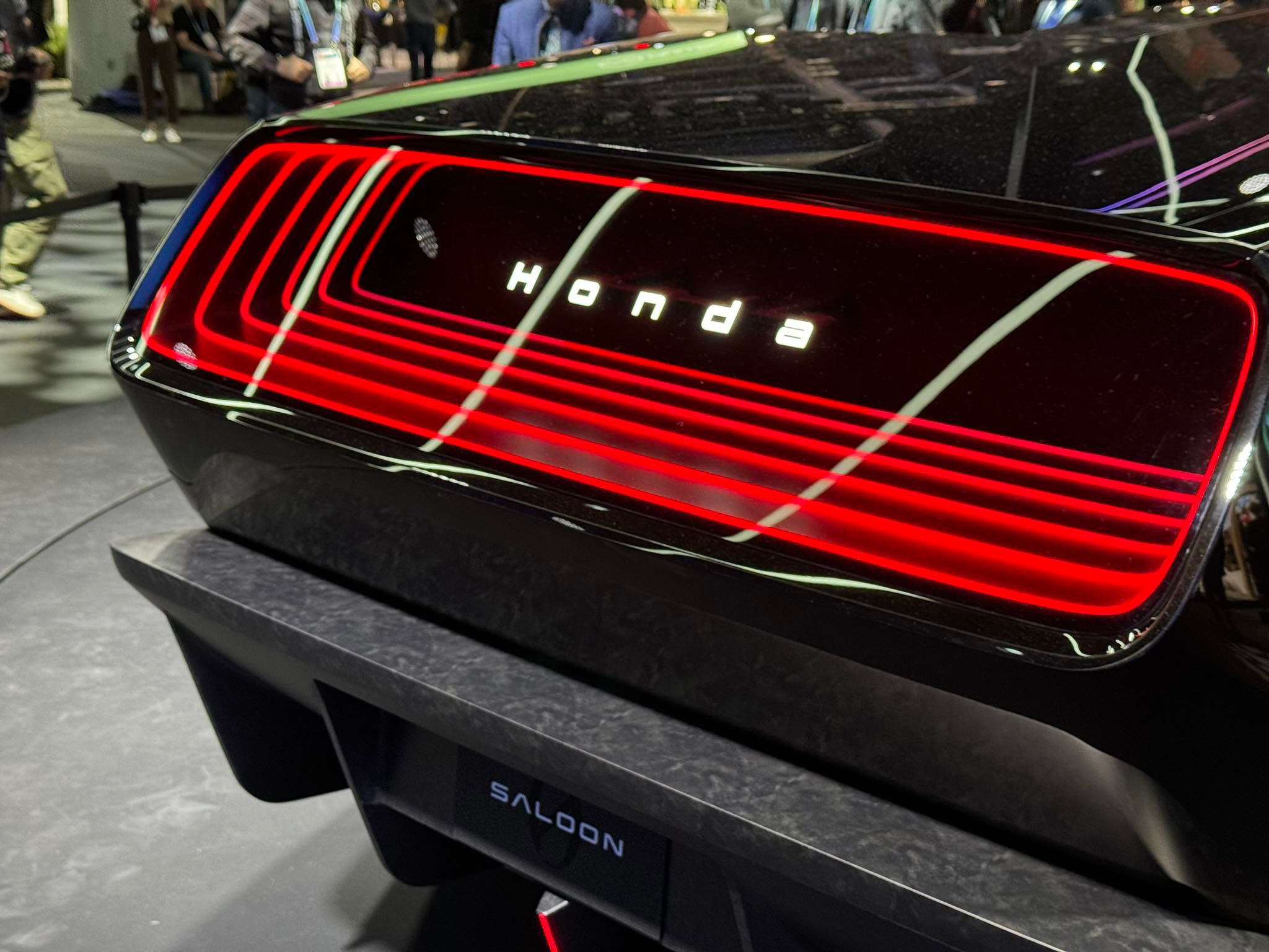 HONDA เผยโฉมรถยนต์ไฟฟ้ารุ่นใหม่ Saloon และ Space-Hub พร้อมเปิดตัวโลโก้ใหม่ที่งาน CES 2024 ...