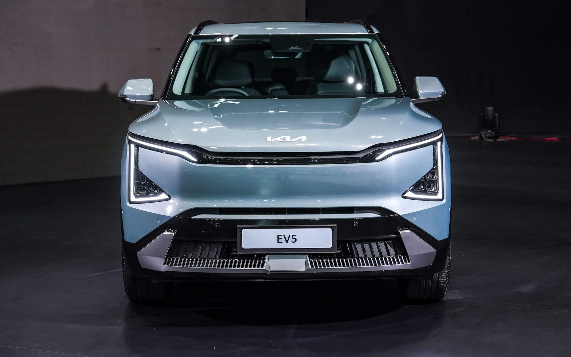 ราคาไทย KIA EV5 รถ SUV 5 ที่นั่ง ไฟฟ้าล้วน 100% มอเตอร์ขุมพลัง 308 แรงม้า วิ่งไกลสุด 665 กม. ...