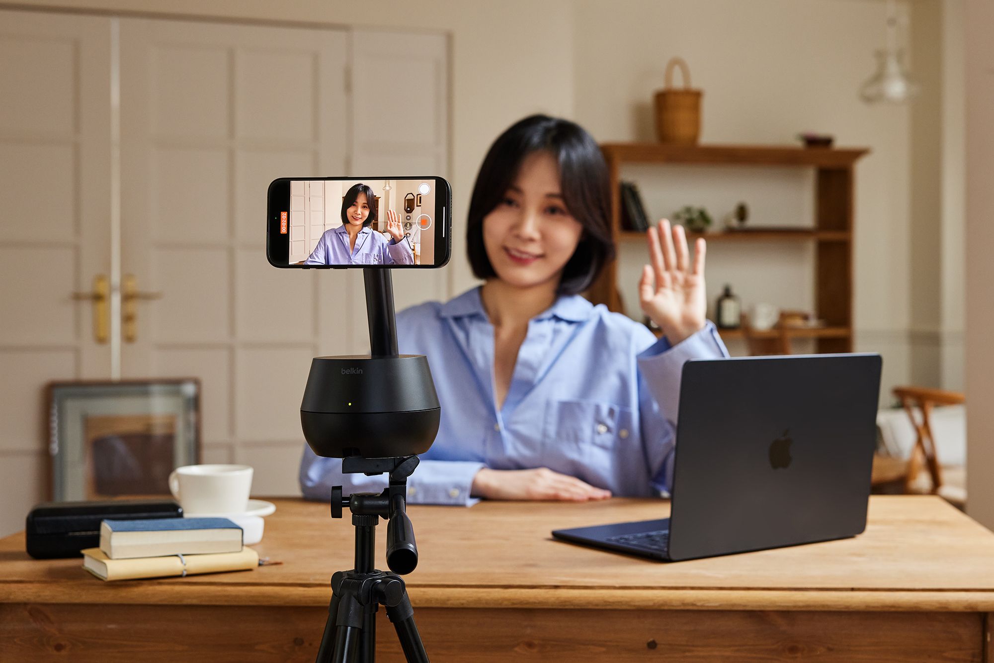 Belkin เปิดตัวแท่นชาร์จไร้สายมาตรฐาน Qi2 ใหม่ Auto-Tracking Stand Pro, BoostCharge Pro ราคา ...