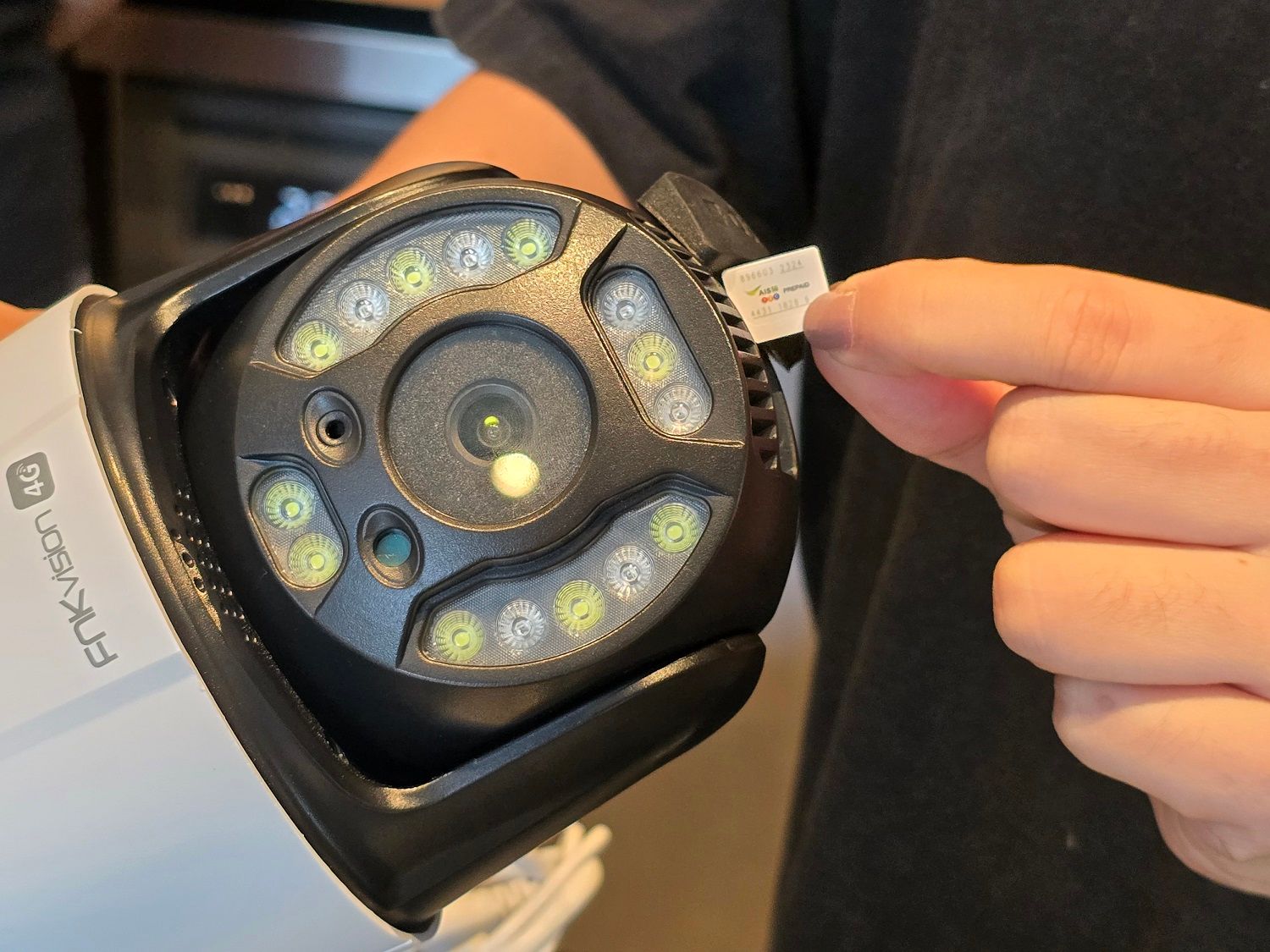 AIS เปิดตัว Gadget SIM ซิมเน็ตรายปี เน็ตไม่อั้น ความเร็ว 2Mbps ไว้ใส่กล้องวงจรปิด อุปกรณ์ไอที ...