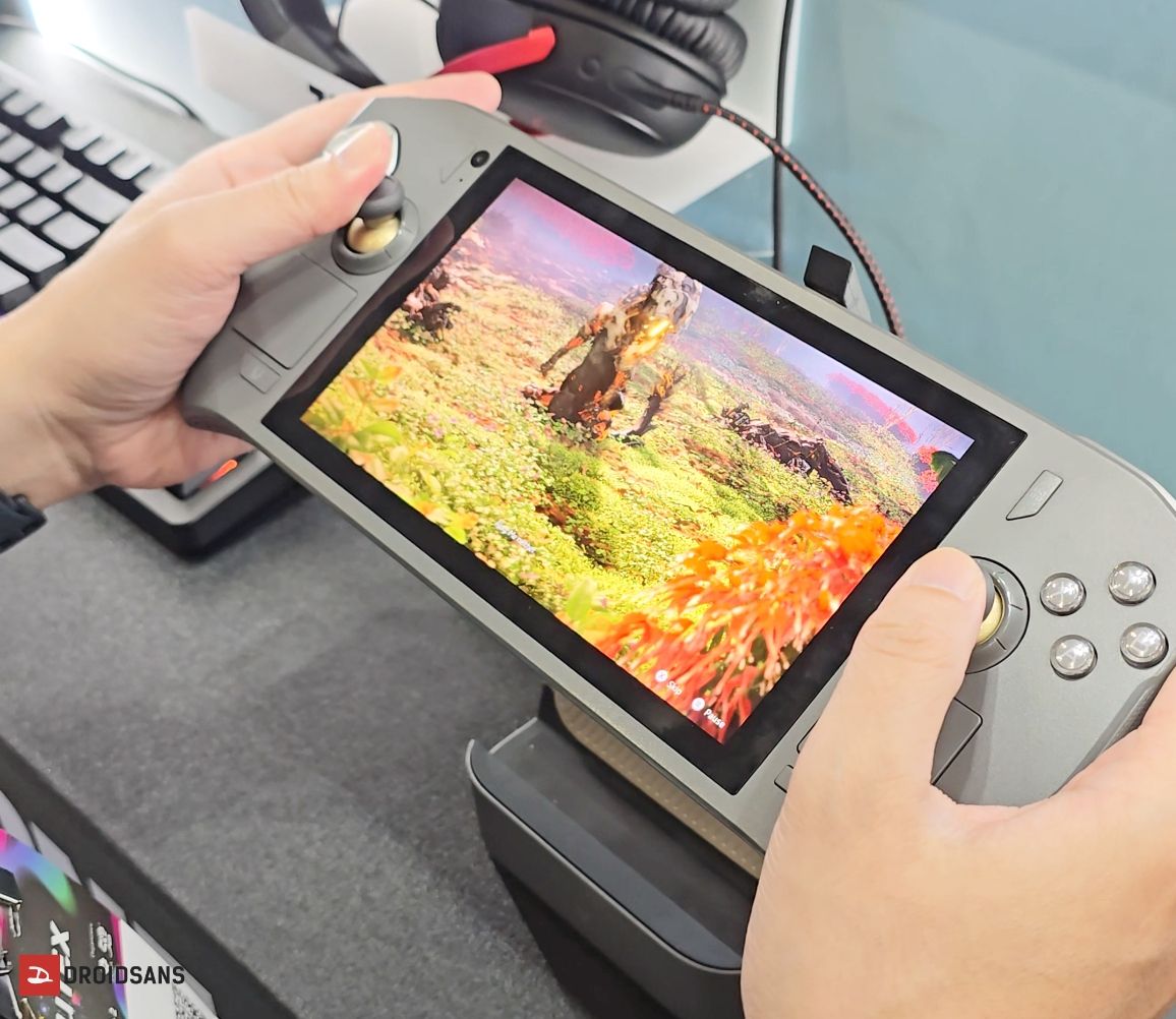 Hands-On | ลองจับ ZOTAC GAMING ZONE เครื่องเกม Windows 11 พกพา ใช้จอ AMOLED รุ่นแรกของวงการ ...