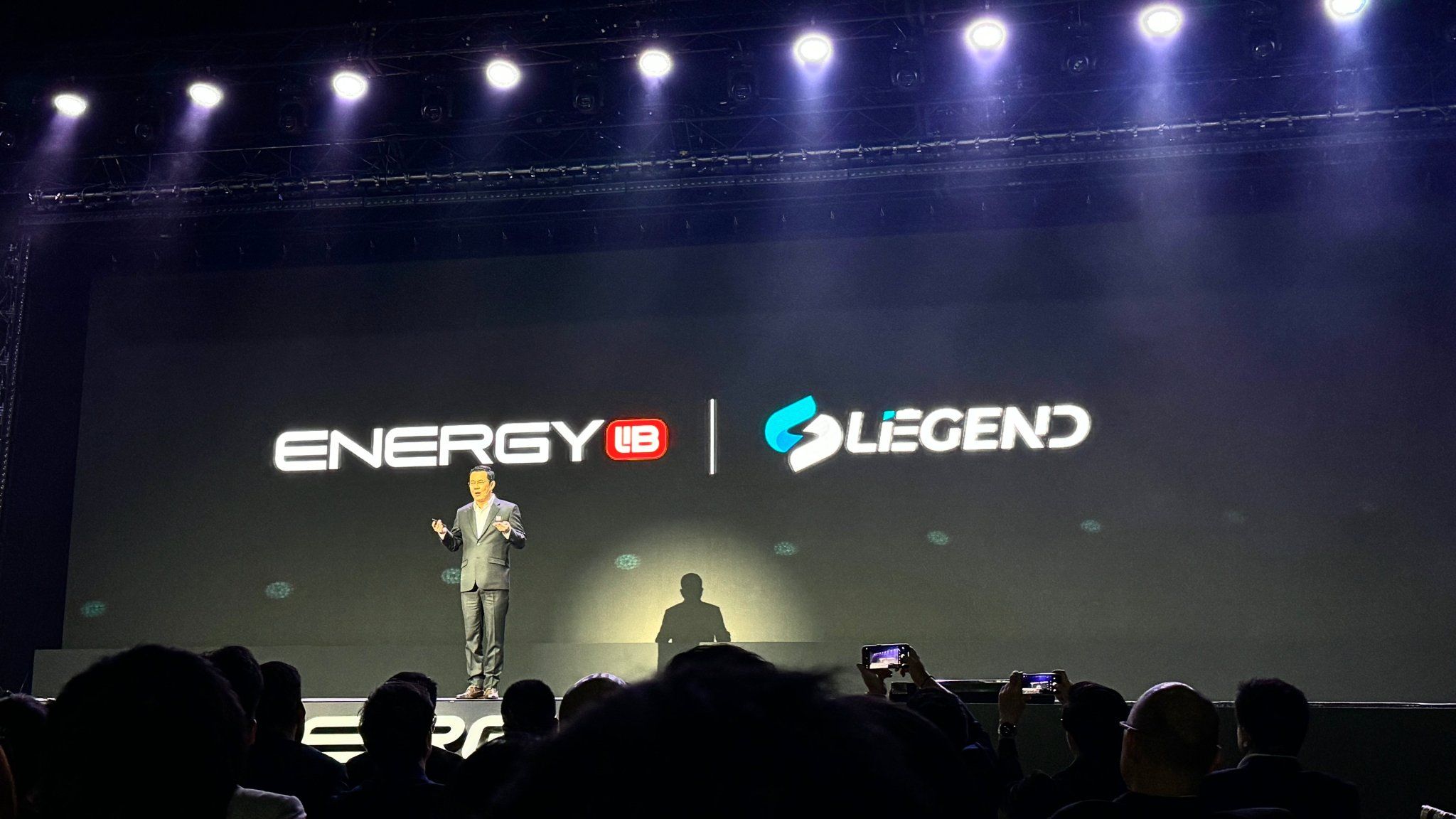 เปิดตัว EnergyLIB แบรนด์โซลาร์เซลล์ครบวงจรสำหรับที่อยู่อาศัย ได้ทั้งแผง แบตเตอรี่ อินเวอร์เตอร์ ...