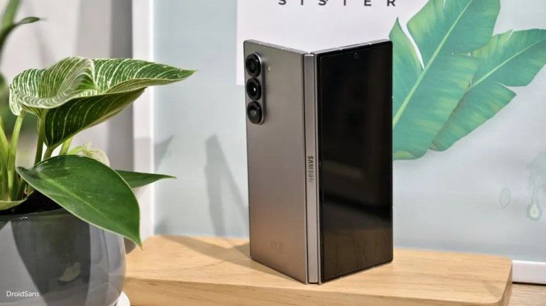 Samsung กำลังพัฒนา Galaxy Z Fold7 รุ่นใหม่ 2 รุ่น ที่อาจได้เห็นรุ่น Tri ...