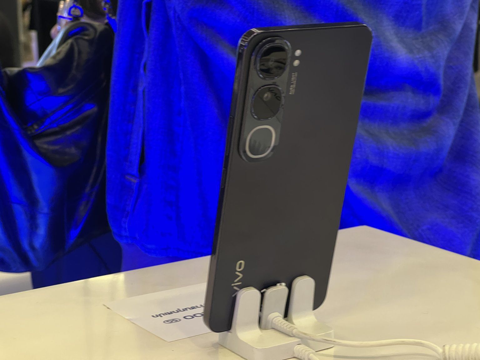 ราคาไทย vivo Y200 5G เครื่องสวยพรีเมียม ได้จอ AMOLED พร้อมชาร์จเร็ว 80W ...