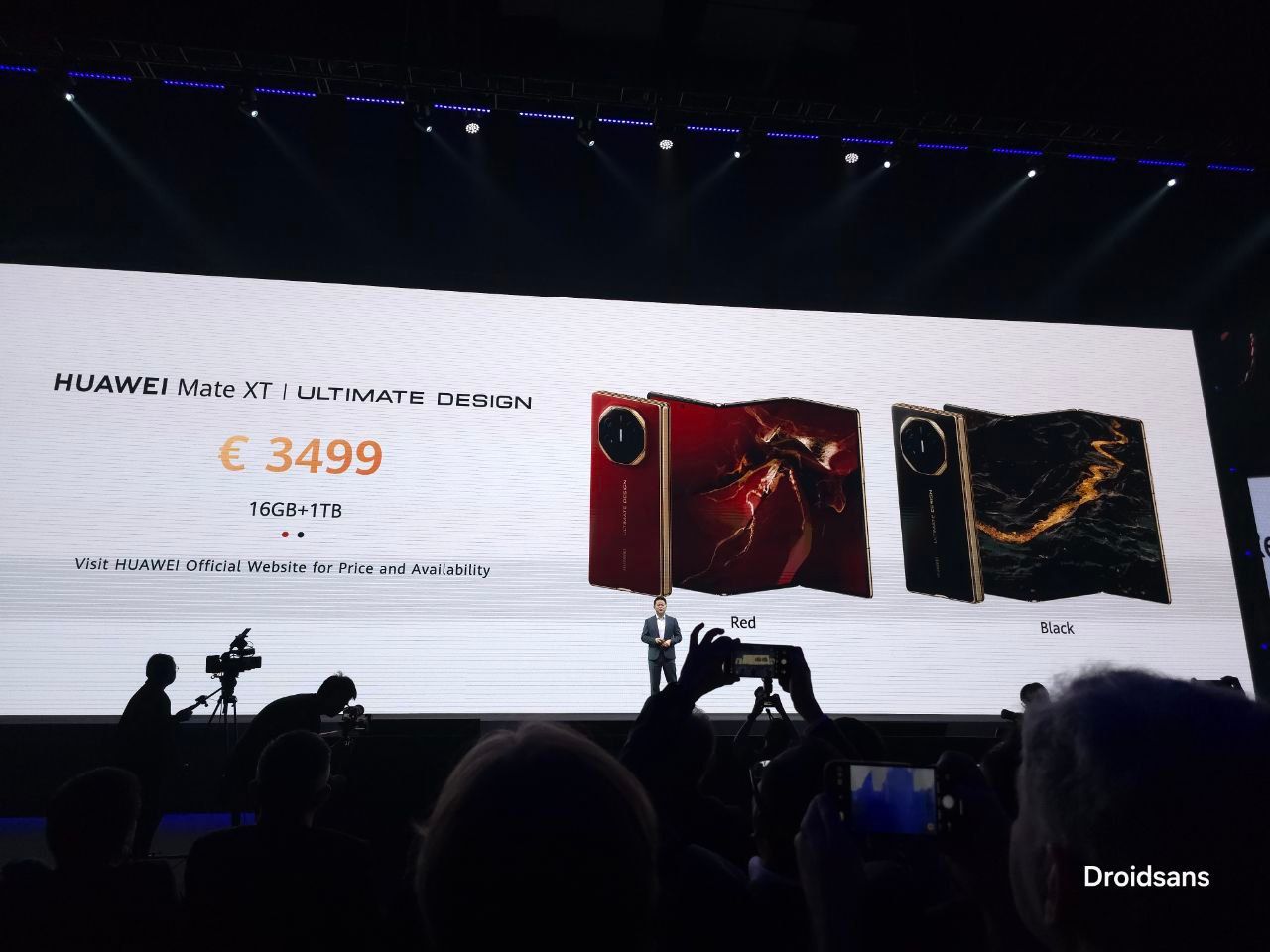 เปิดตัวตลาดโลกแล้ว HUAWEI Mate XT ULTIMATE DESIGN มือถือจอพับ 3 ทบ มา ...