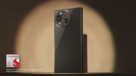 เปิดตัว Sharp AQUOS R10 กล้องคู่ Leica ถ่าย Dolby Vision ได้ จอสว่าง ...