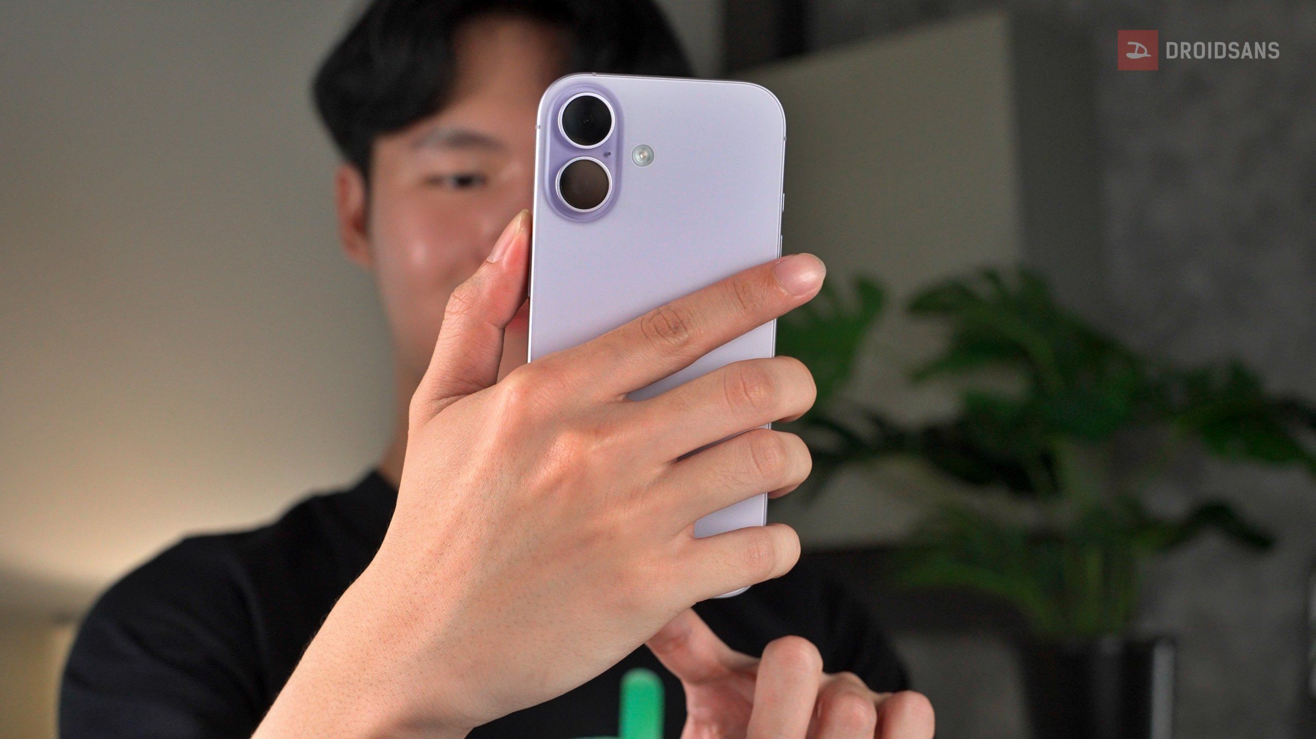 ตบยับคาบ้าน iPhone 17 Series ยอดขายทั้งปี 2025 รวมกันแซงหน้าทุกแบรนด์ใน ...